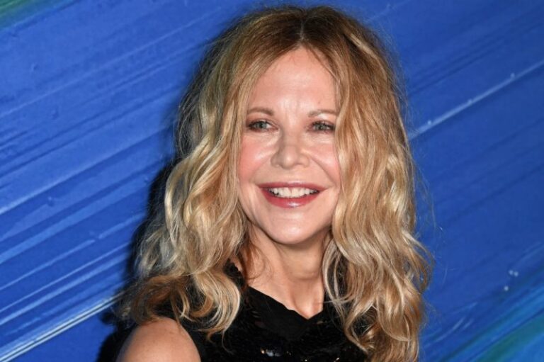 Meg Ryan looks unrecognizable at 61 after so many plastic surgeries ...